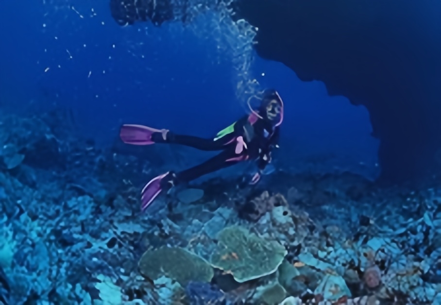 How to Assess Water Current Strength for Safe Diving